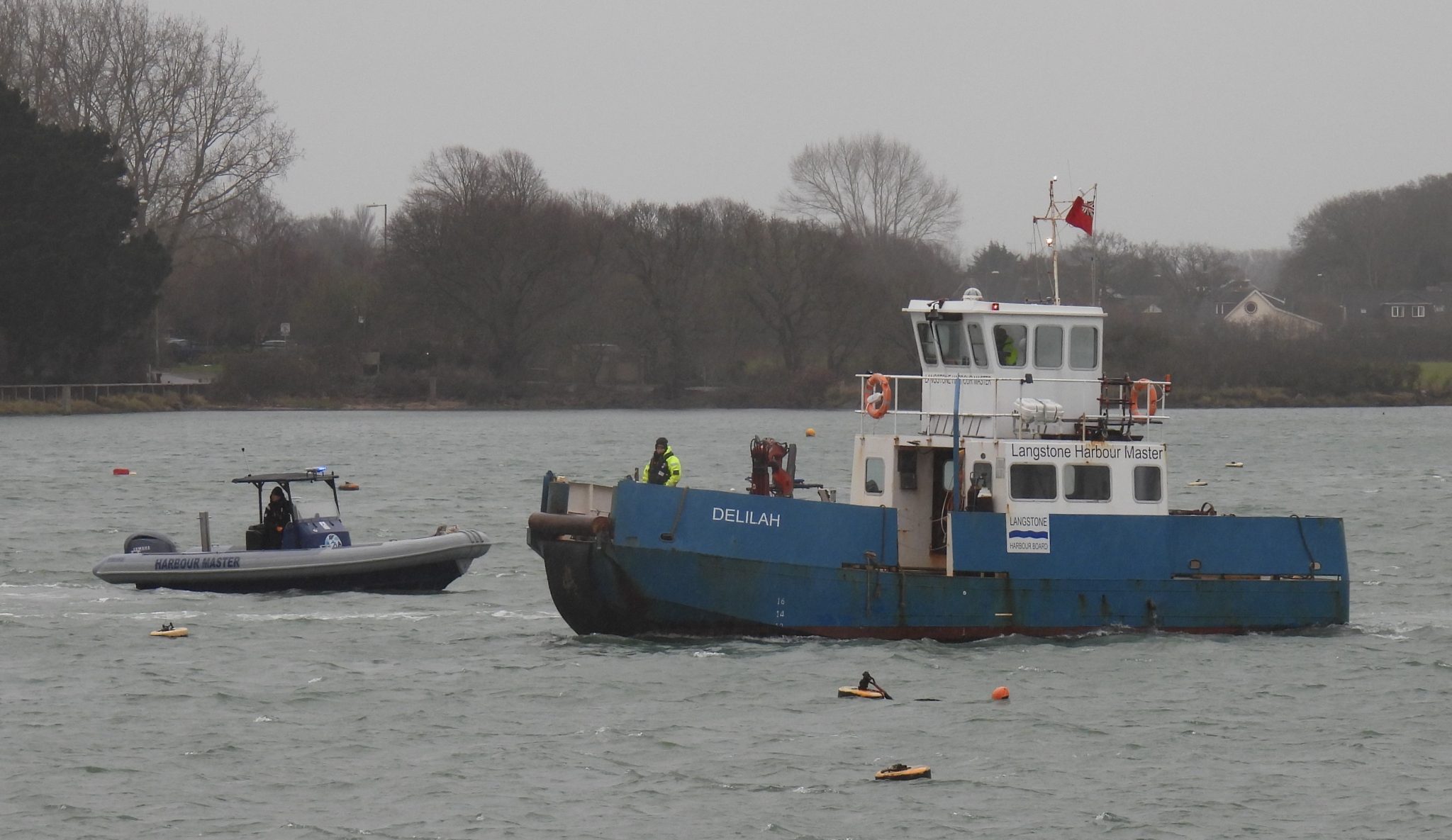 Harbour teams unite for oil spill training exercise - Chichester ...